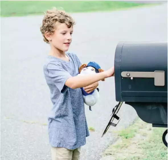 Mailbox Mutts – BEST. GIFT. EVER. The plush pups that send kids REAL mail.